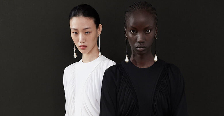 Burberry: Pre-Fall 2019 - 10 Magazine