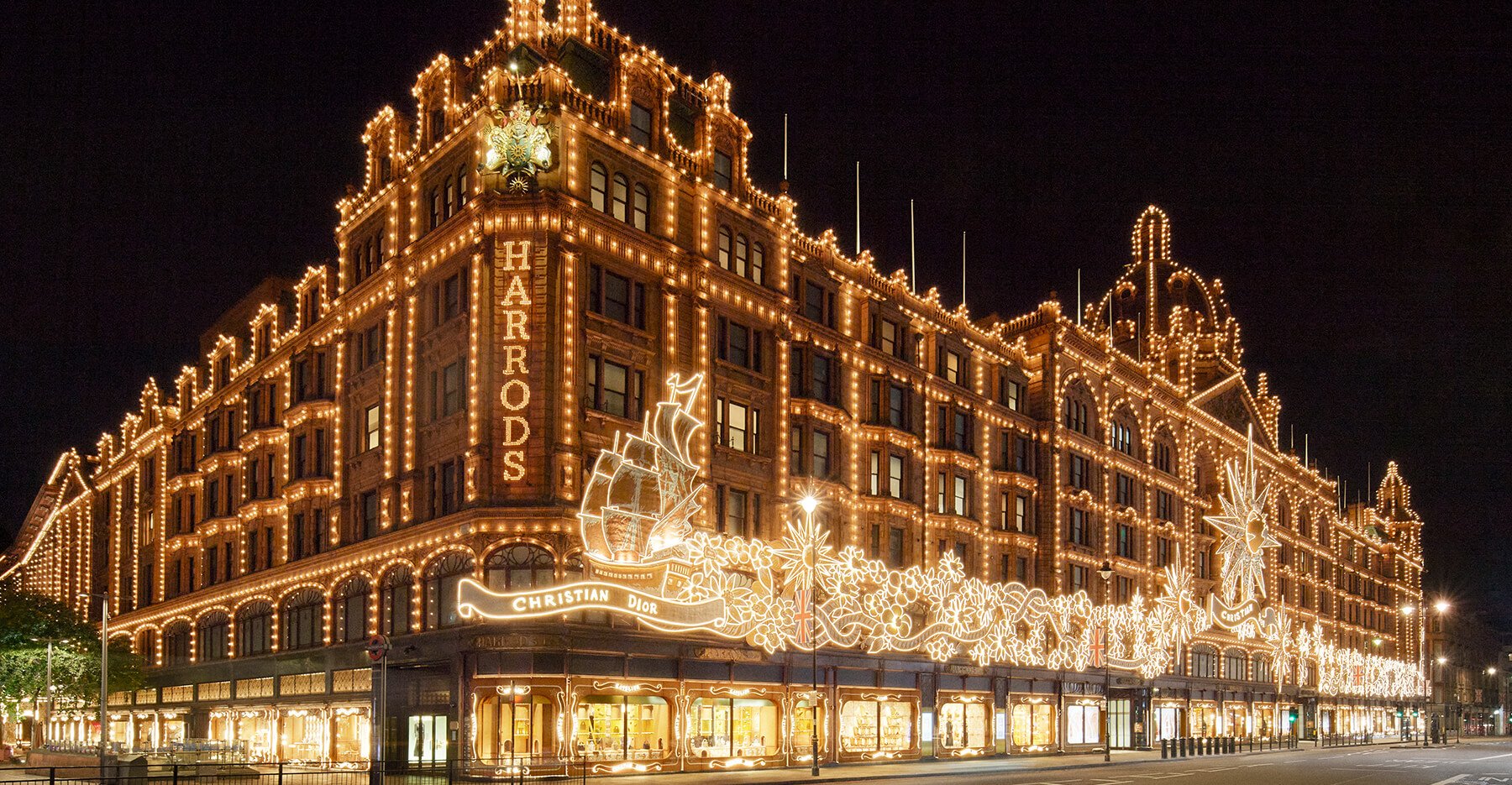 Ten's To Do: Step Inside The Fabulous World of Dior at Harrods - 10 ...